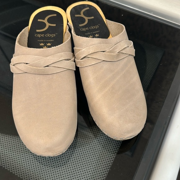 Cape Clogs | Shoes | Cape Cligs Size 39 | Poshmark